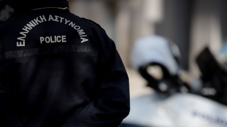 Συνελήφθη 26χρονος με πιστόλι στο κέντρο της Αθήνας - Zougla