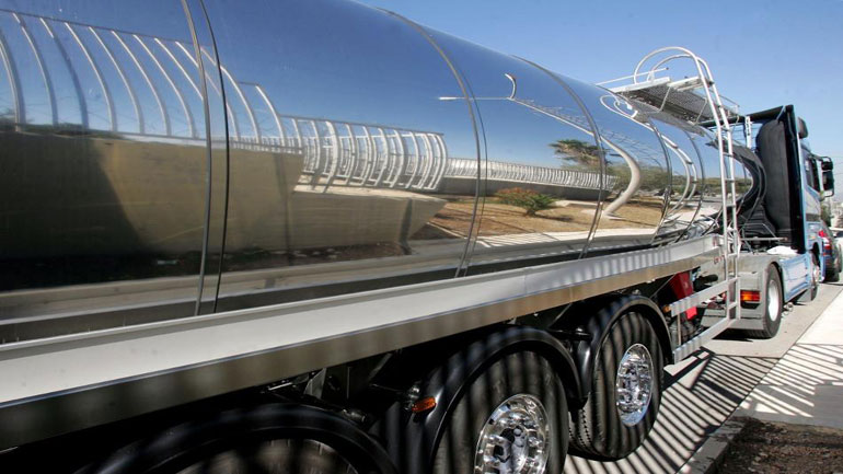 Υπ. Οικονομίας: Τα GPS στα βυτιοφόρα ήταν και είναι υποχρεωτικά - Zougla