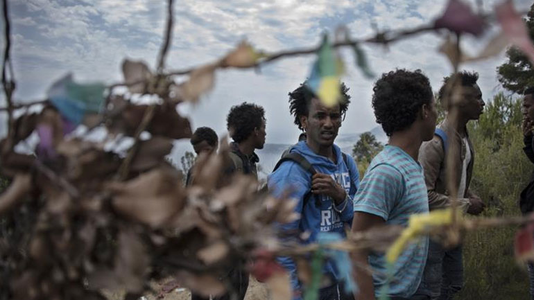 Η Γαλλία θα υποδεχτεί 10.000 πρόσφυγες, ανάμεσά τους 3.000 από τον Νίγηρα και το Τσαντ, έως τον ...