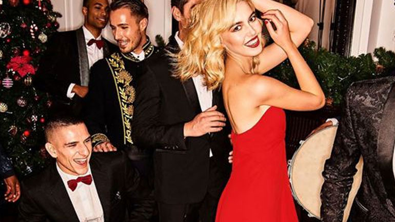 Εβελίνα Σκίτσκο: Yπέγραψε το πρώτο της συμβόλαιο μετά το τέλος του GNTM - Zougla