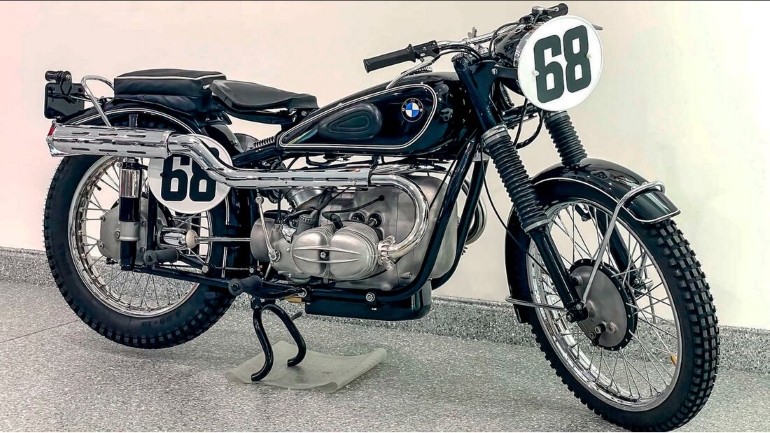 Μια σπανιότατη BMW της δεκαετίας του '50 σε δημοπρασία - Zougla