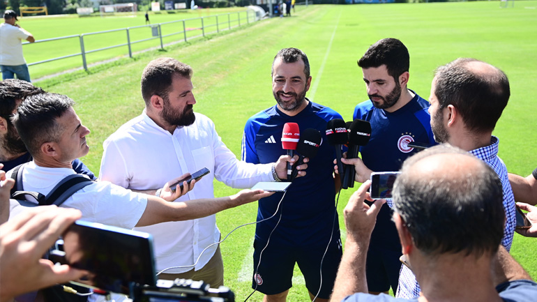 Μαρτίνεθ: «Θετικό το πρώτο στάδιο προετοιμασίας του Ολυμπιακού, θέλαμε ...