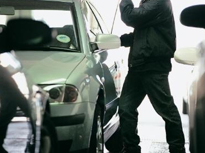 Πάτρα: Προφυλακιστέα πέντε μέλη σπείρας που έκλεβαν Ι.Χ. - Zougla