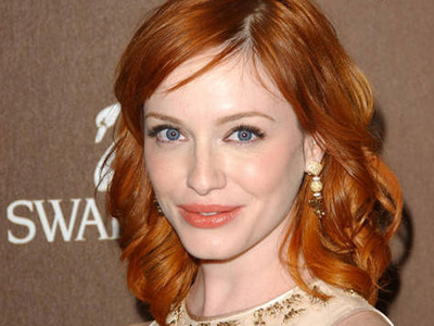 Η Christina Hendricks στο εξώφυλλο του Esquire - Zougla