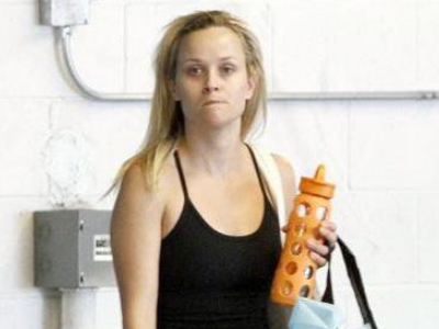Η ατημέλητη Reese Witherspoon! - Zougla