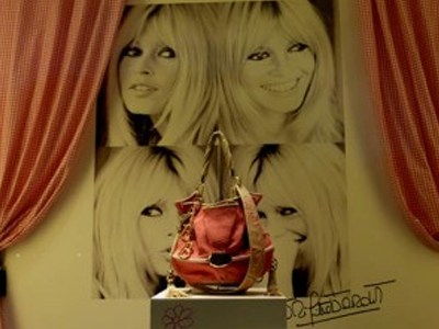 H Brigitte Bardot της Lancel - Zougla